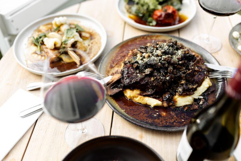 eat + drink - Stanley Bridge Tavern